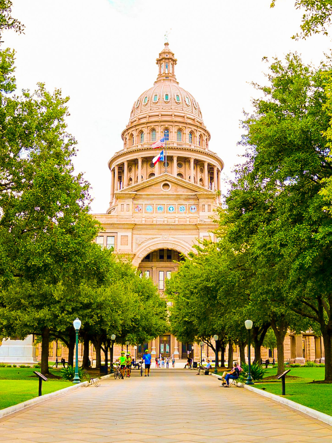 How To Visit Austin On A Budget: 20 Tips | The Austin Things