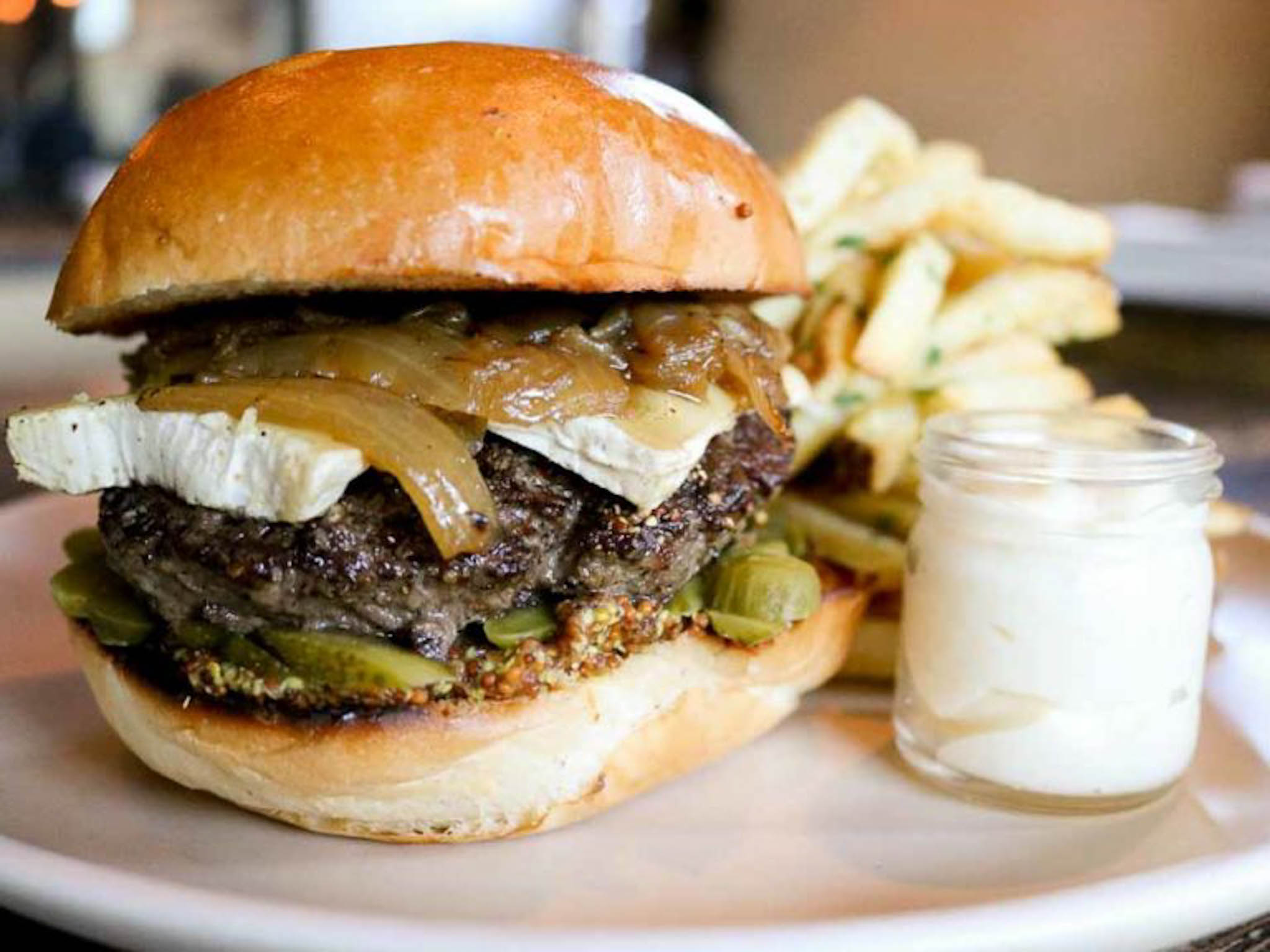 30 Best Burgers In Austin (2024 EDITION!) | The Austin Things