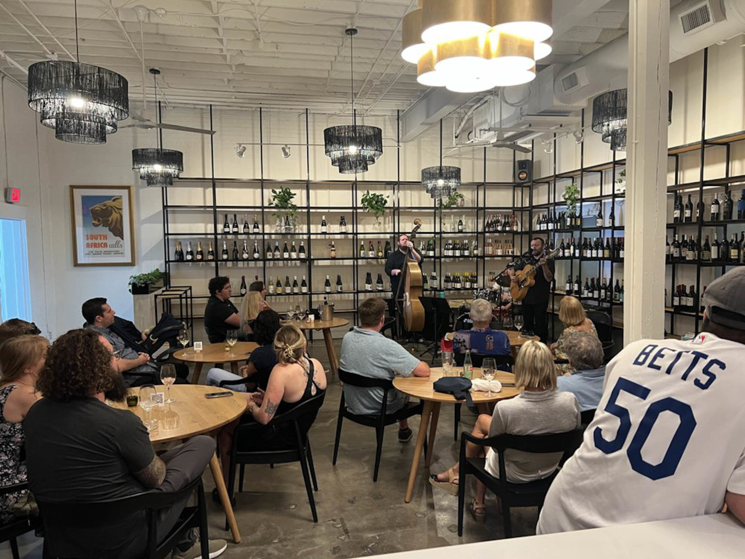 Best Restaurant Bars In Austin For Solo Dining | The Austin Things