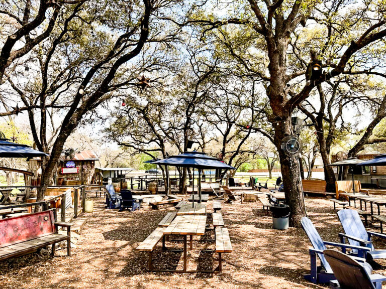 A List Of All The Bars on Menchaca Road (Ranked) | The Austin Things