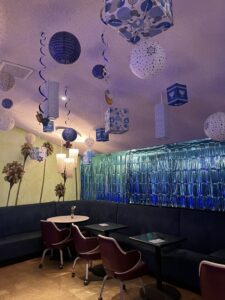 21 Fun and Festive Holiday Bars In Austin for 2023 | The Austin Things